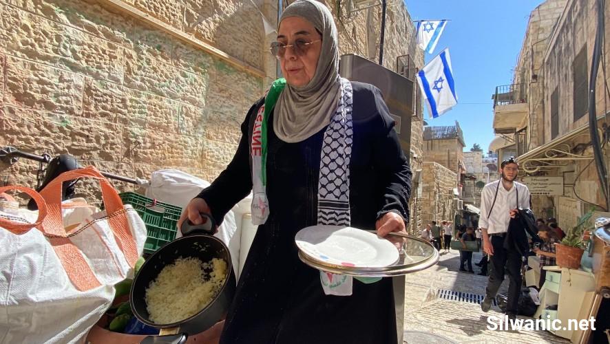 13 days after seizing the Ghaith/Sub Laban house - the settlers take ...